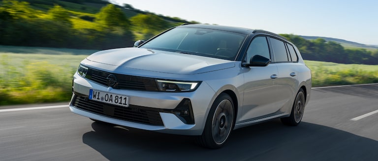 Opel Astra Sports Tourer Hybrid